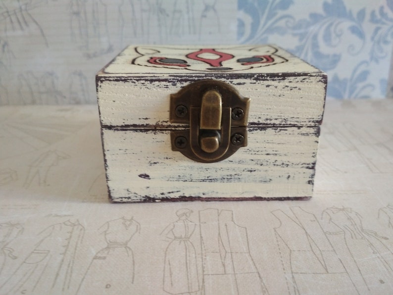 Ookami inspired Box el Dios Japanese Wolf//Ookami Japanese god | Etsy