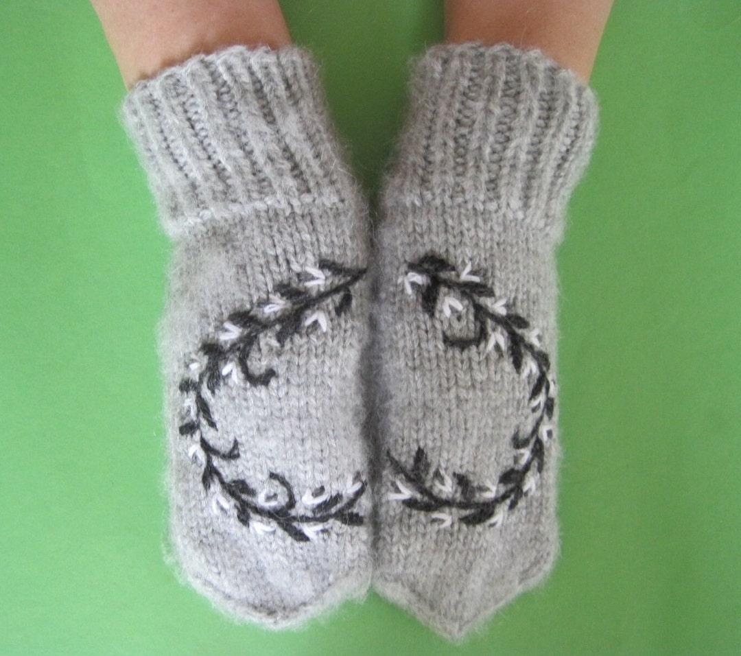 Hand Knit Beautiful Original Women Mittens Hand Embroidered heart of ...
