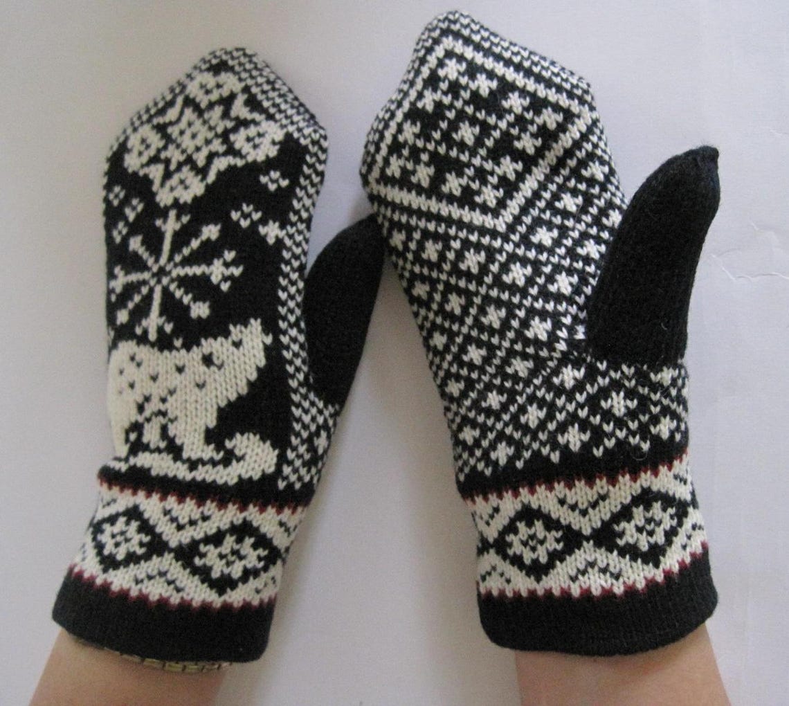 Women Double Knitting Mittens Natural Merino Wool Yarn Nice Classic ...