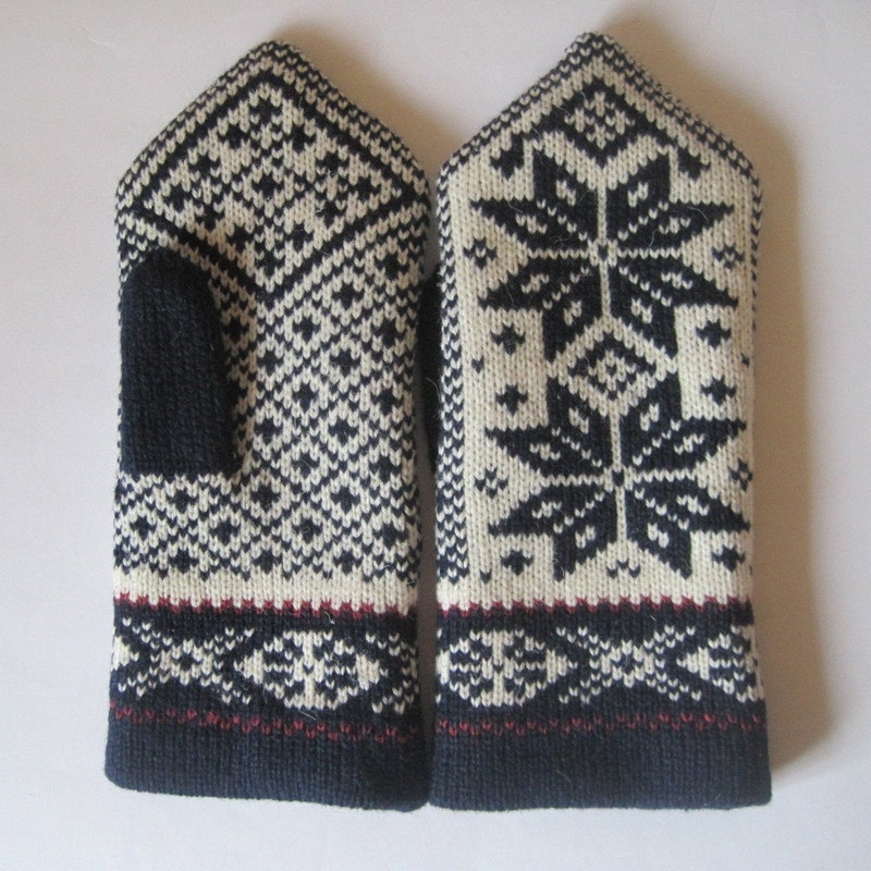 Scandinavian Mittens - Etsy