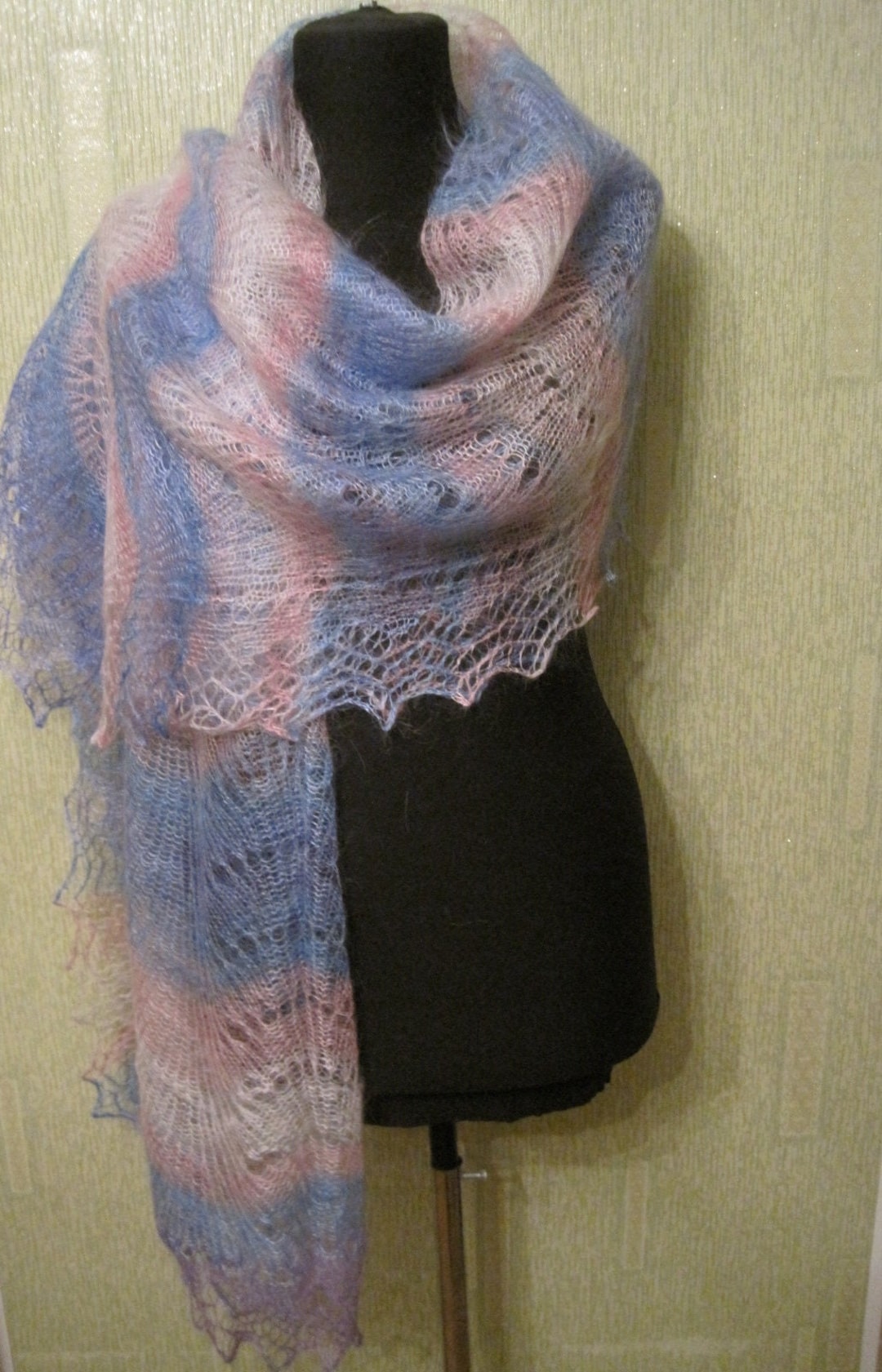 Openwork All Season Shawl stole of Goat Down on Silk Basis Friendly to ...