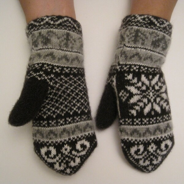 Selbu Norway Rose Pattern - Etsy