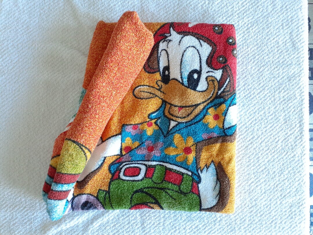 Donald Duck Skateboard Vintage Disney Beach Towel - Etsy