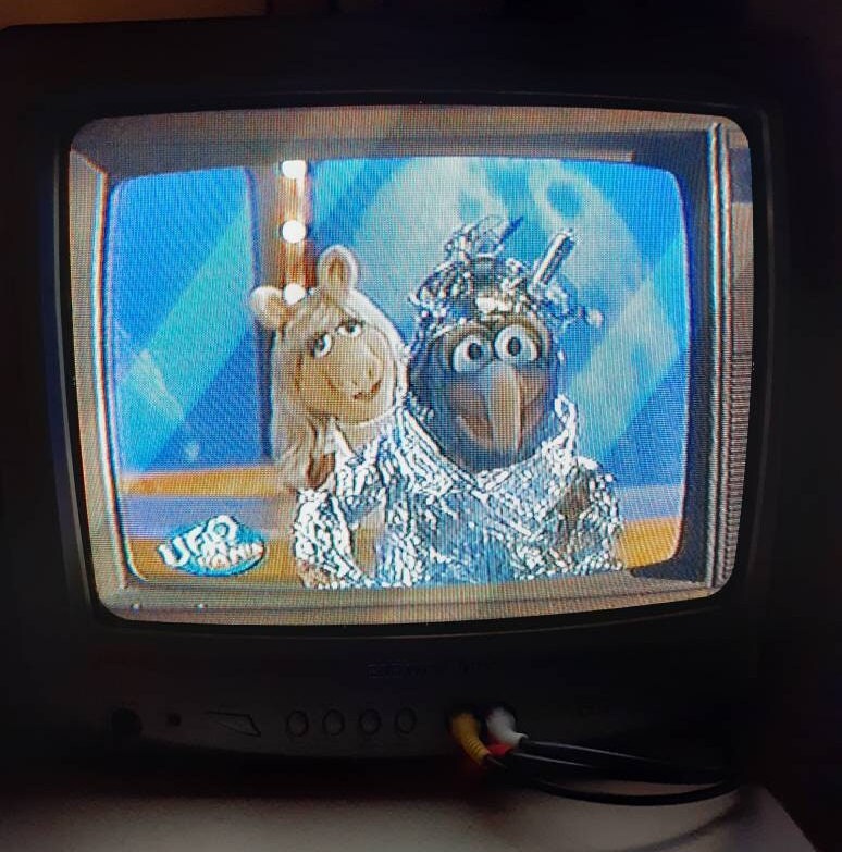 VHS Muppets From Space Tested Movie Jim Henson Gonzo Miss Piggy Kermit ...