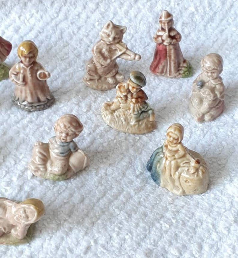 Red Rose Tea Figurines Vintage Wade Nursery Rhyme Lot of - Etsy