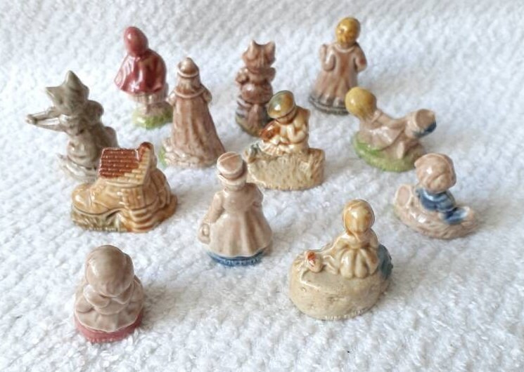 Red Rose Tea Figurines Vintage Wade Nursery Rhyme Lot of - Etsy