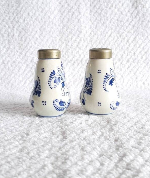 Blue and White made in Holland salt and pepper Delft Salt & Pepper ...