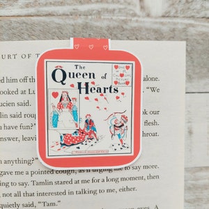 Queen of Hearts Magnetic Bookmark - Cute Heart Magnetic Bookmark ...