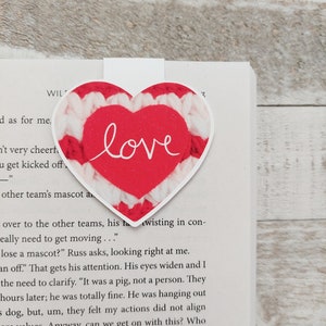 Queen of Hearts Magnetic Bookmark - Cute Heart Magnetic Bookmark ...