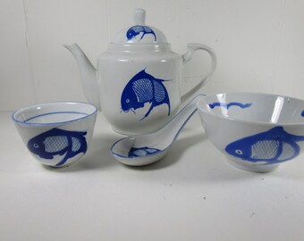 Koi Fish Tea Set - Etsy
