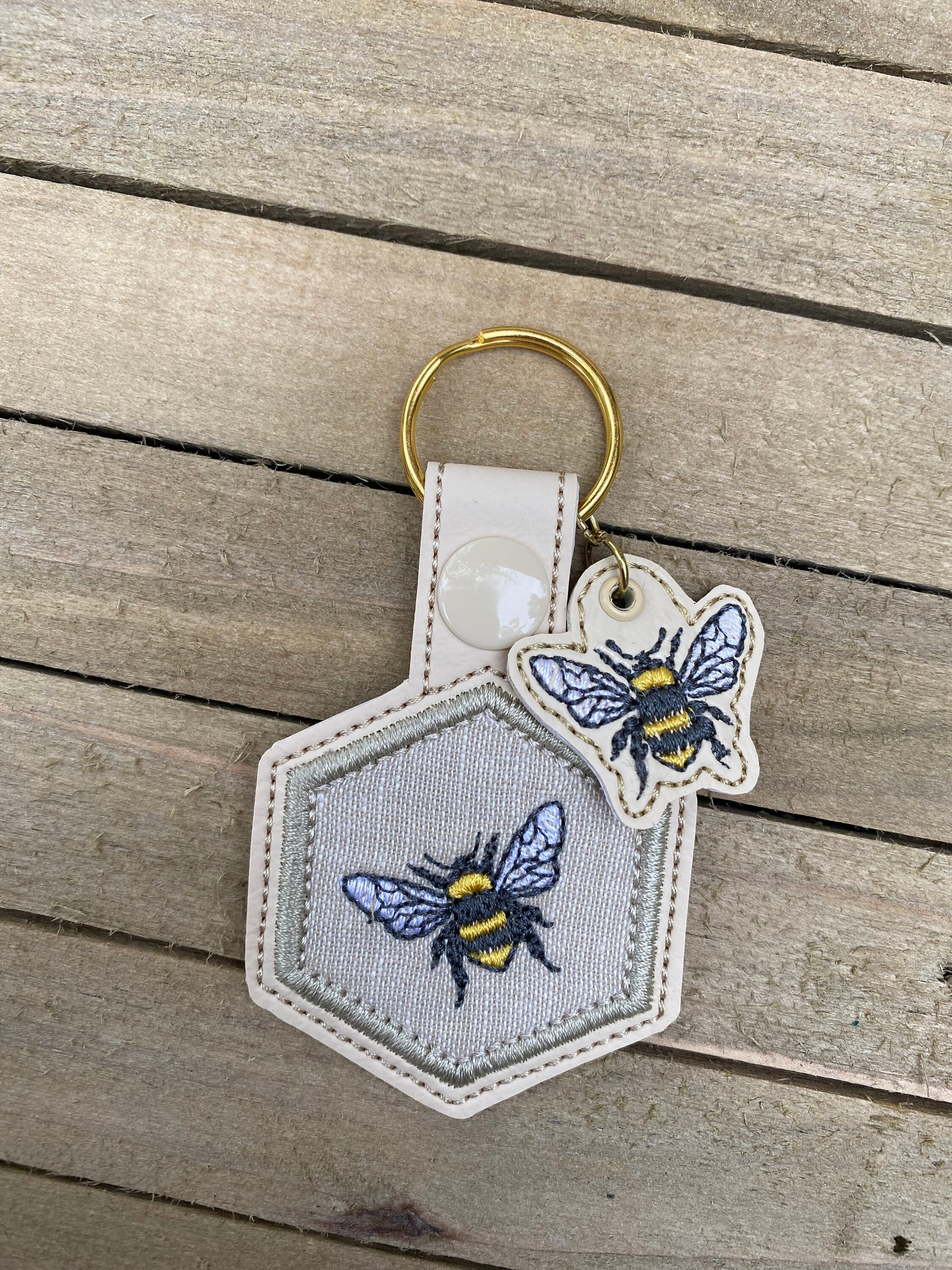 Honey Bee Appliqué Key Fob With Charm - Etsy