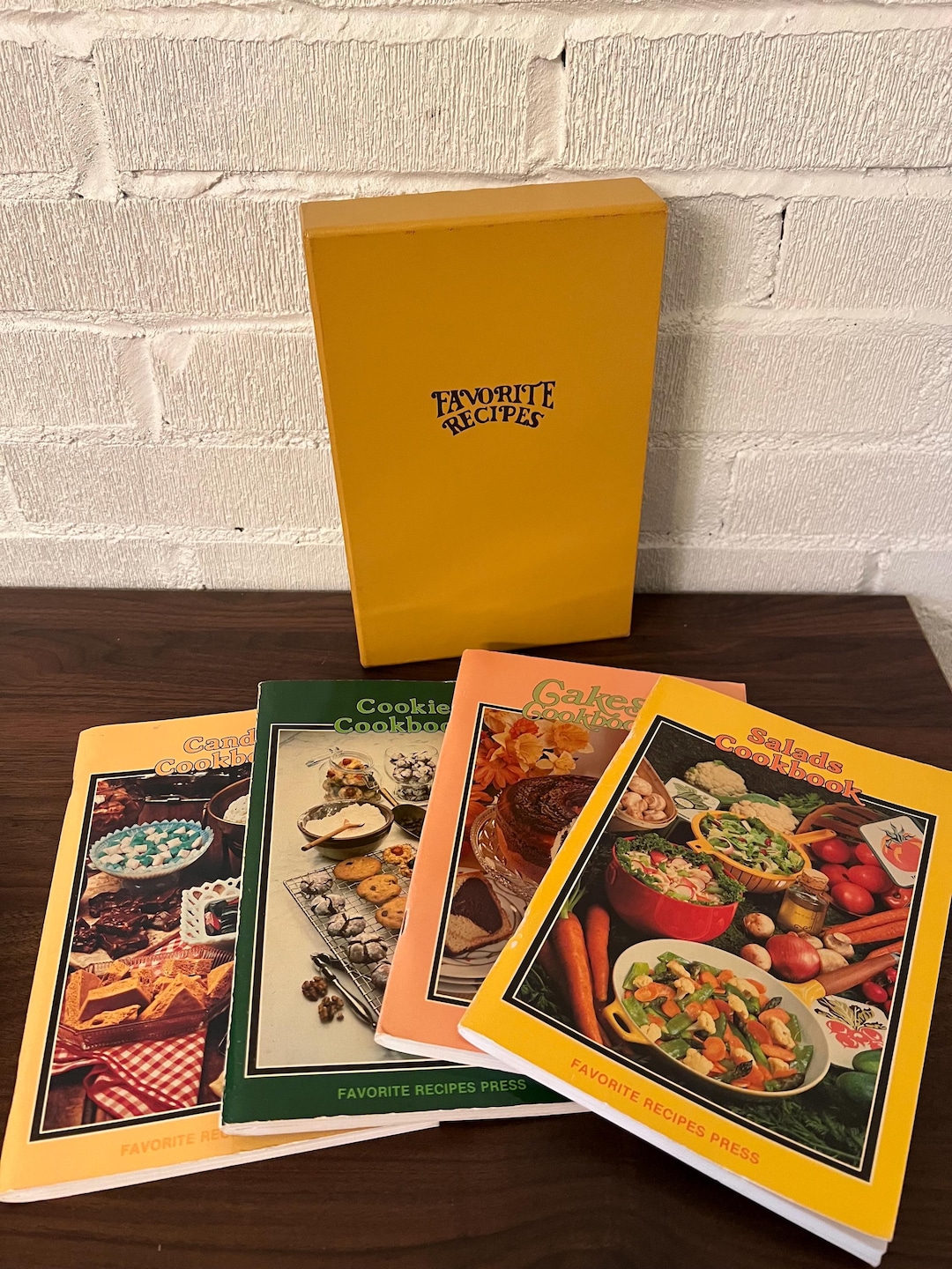Boxed Set of 4 1970’s Cookbooks Salads Cookies Cake Candies Old Kitchen ...