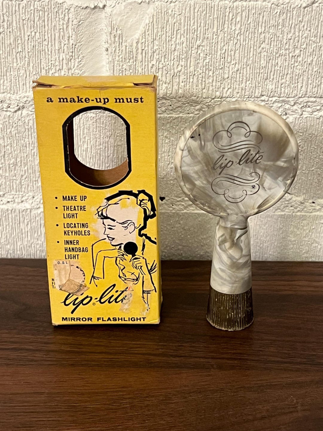Vintage Lip-lite Mirror Flashlight With Original Box Bathroom Vanity ...