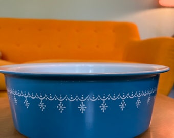 Pyrex Big Bertha - Etsy
