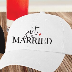 Just Married Hats for Newlywed Couple - Honeymoon Hats for Bride ...