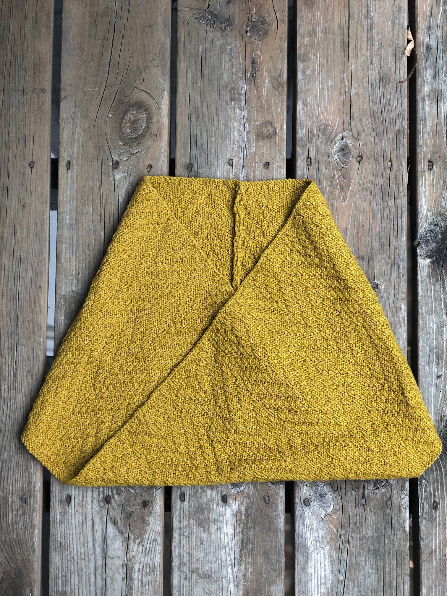 Crossover Cowl Knitting Pattern - Etsy