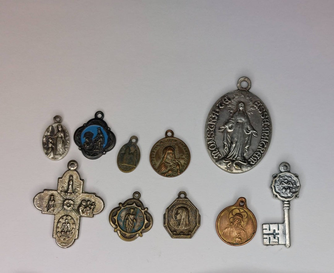 10 Catholic Religious Medals - Etsy