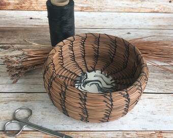 Pine Needle Basket Center - Etsy