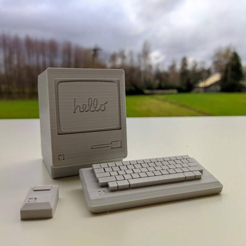 Highly Accurate 3D Printed Replica of the 1984 Macintosh Classic 1:5 ...