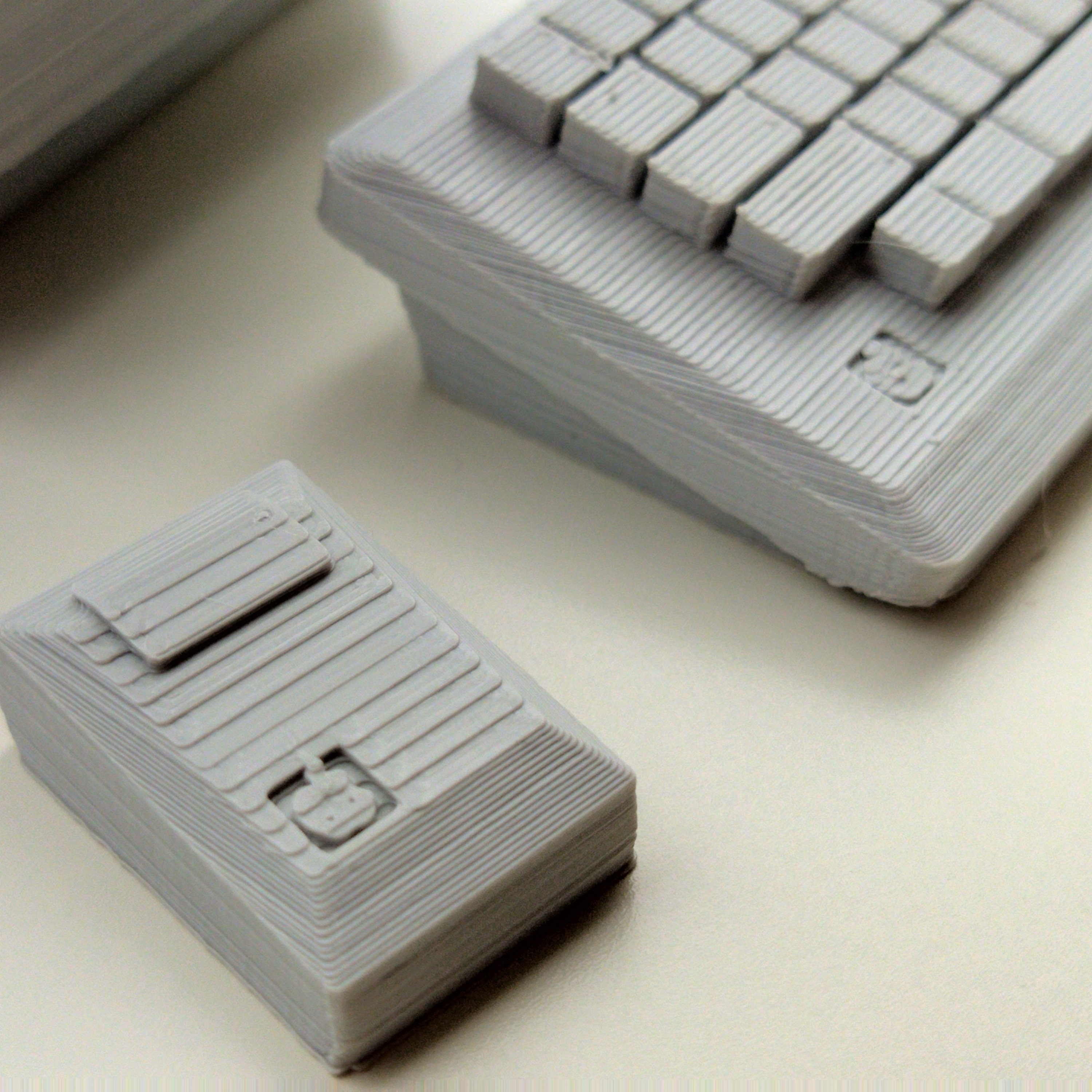 Highly Accurate 3D Printed Replica of the 1984 Macintosh Classic 1:5 ...