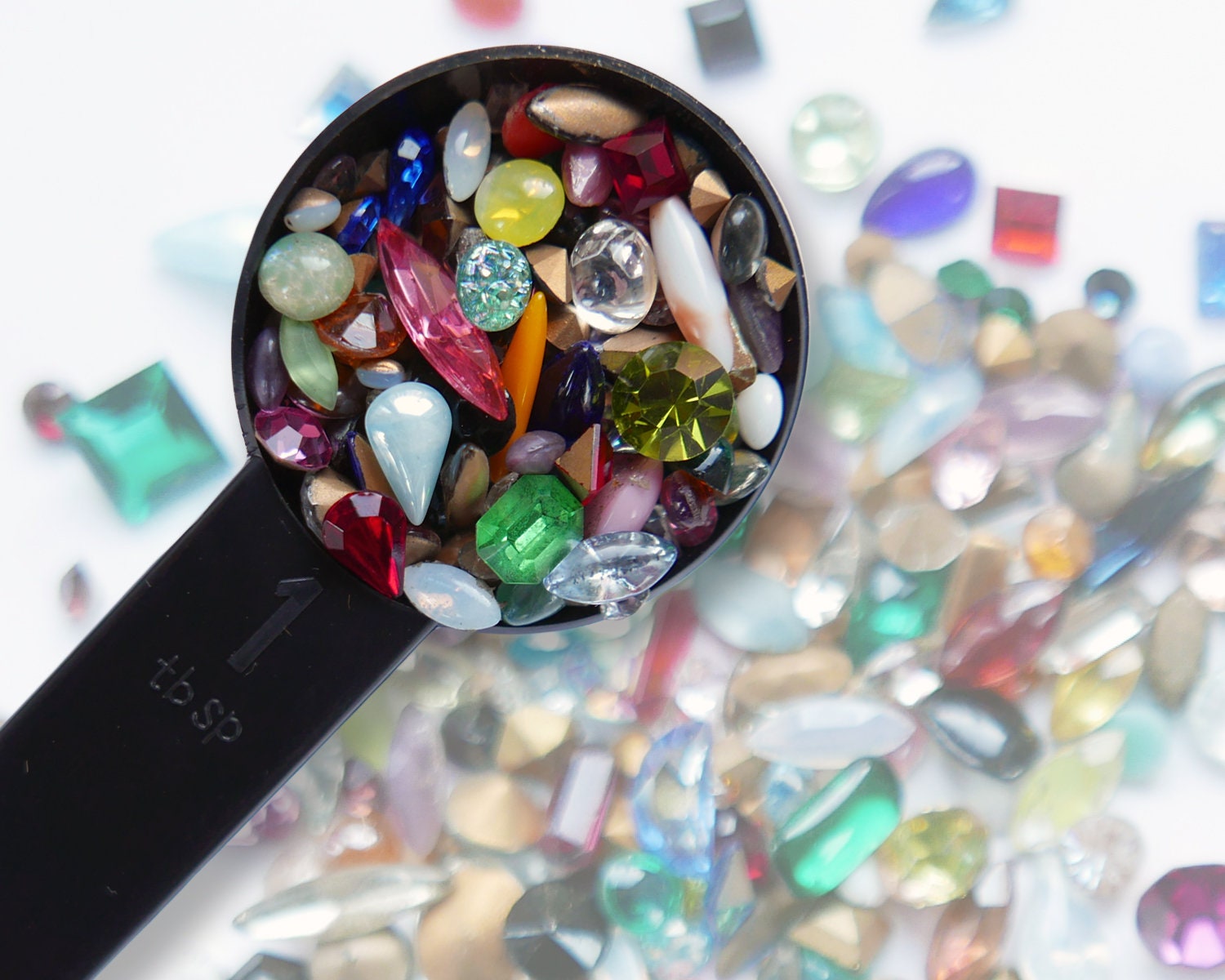 MIXED LOT medium of Vintage Glass Stones 4 15 Mm 1 - Etsy