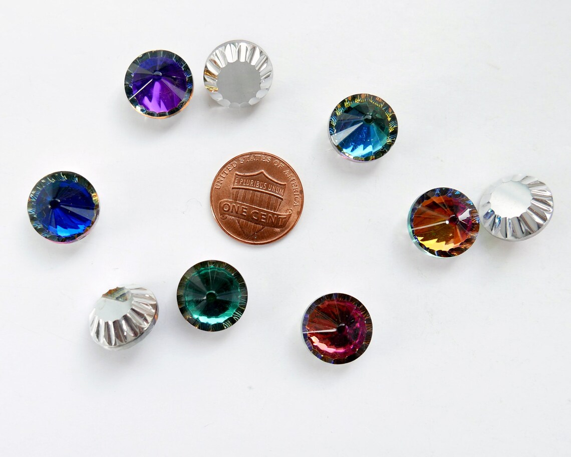 2 Vintage cone shaped glass Rivoli stones 3 COLORS 14 mm | Etsy