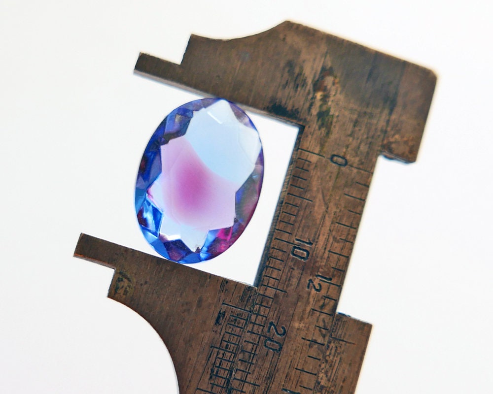 4 Vintage Two-tone Glass Rhinestones Sapphire-ruby Foiled - Etsy