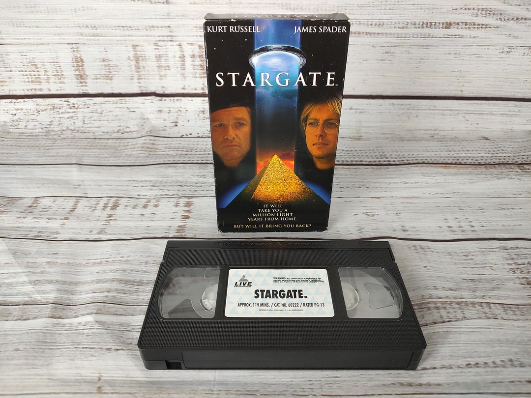 Stargate VHS / Vintage Video VHS Tape / Retro Movie Film / 1990s 90s ...