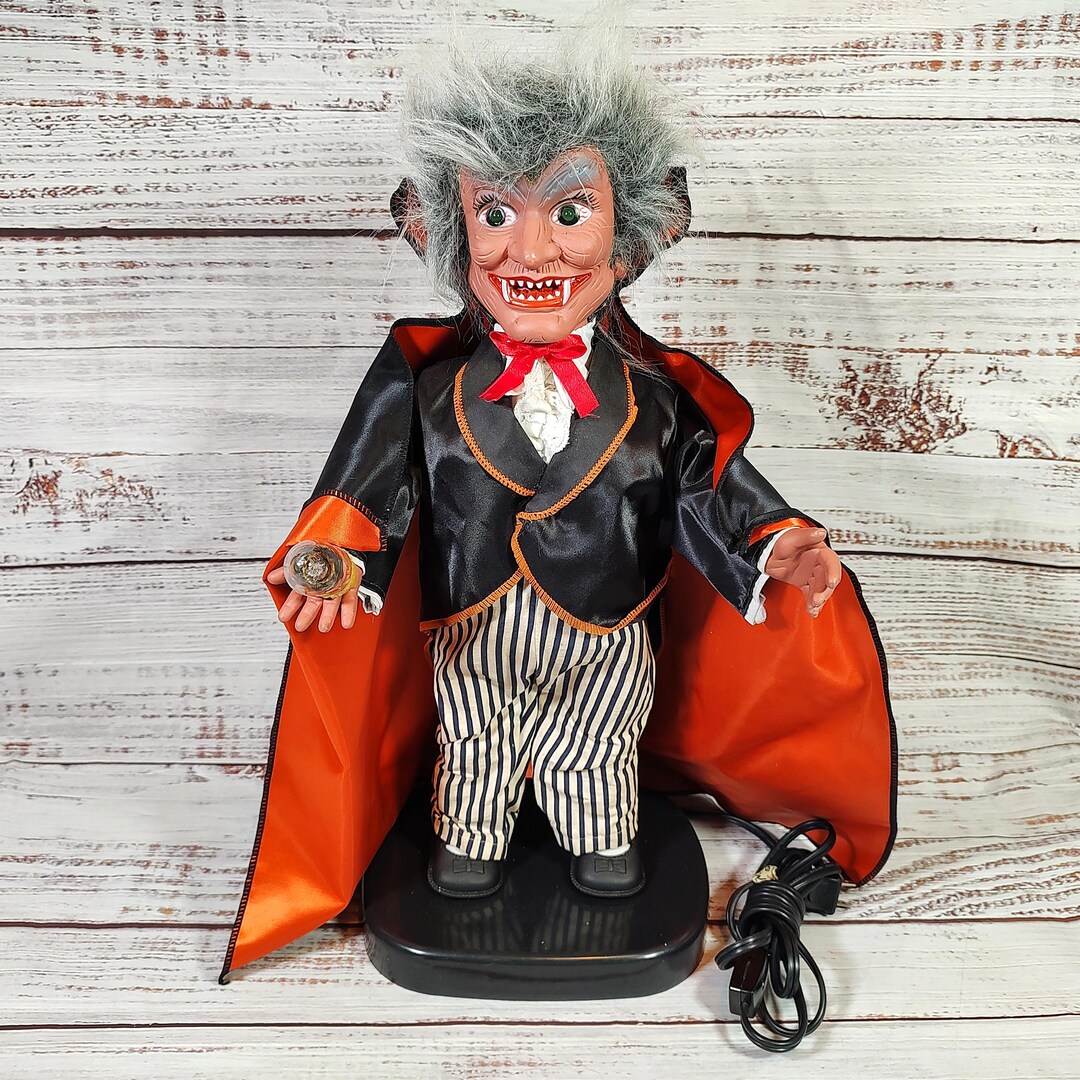 Vintage Spooky Moving Monster Vampire Dracula 17.5 INCH / Halloween ...