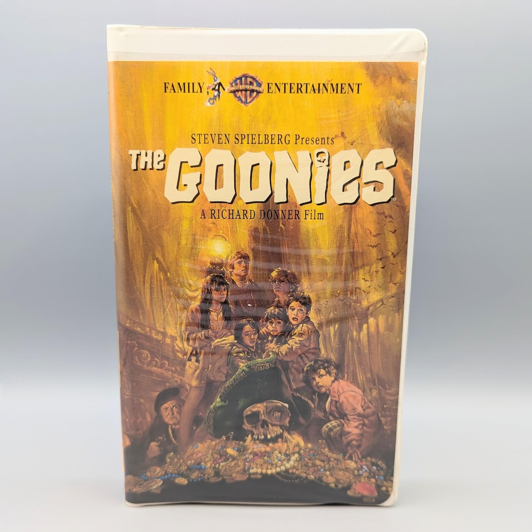 The Goonies VHS / Vintage Video VHS Tape / Retro Movie Film / 1990s 90s ...