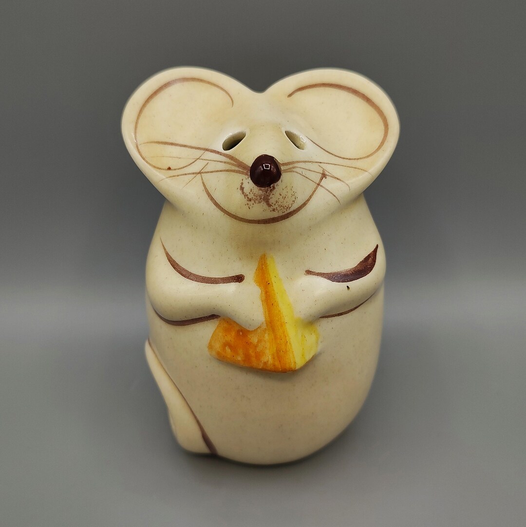 Vintage Ceramic Smiling Ceramic Mouse Parmesan Cheese Shaker Hand ...