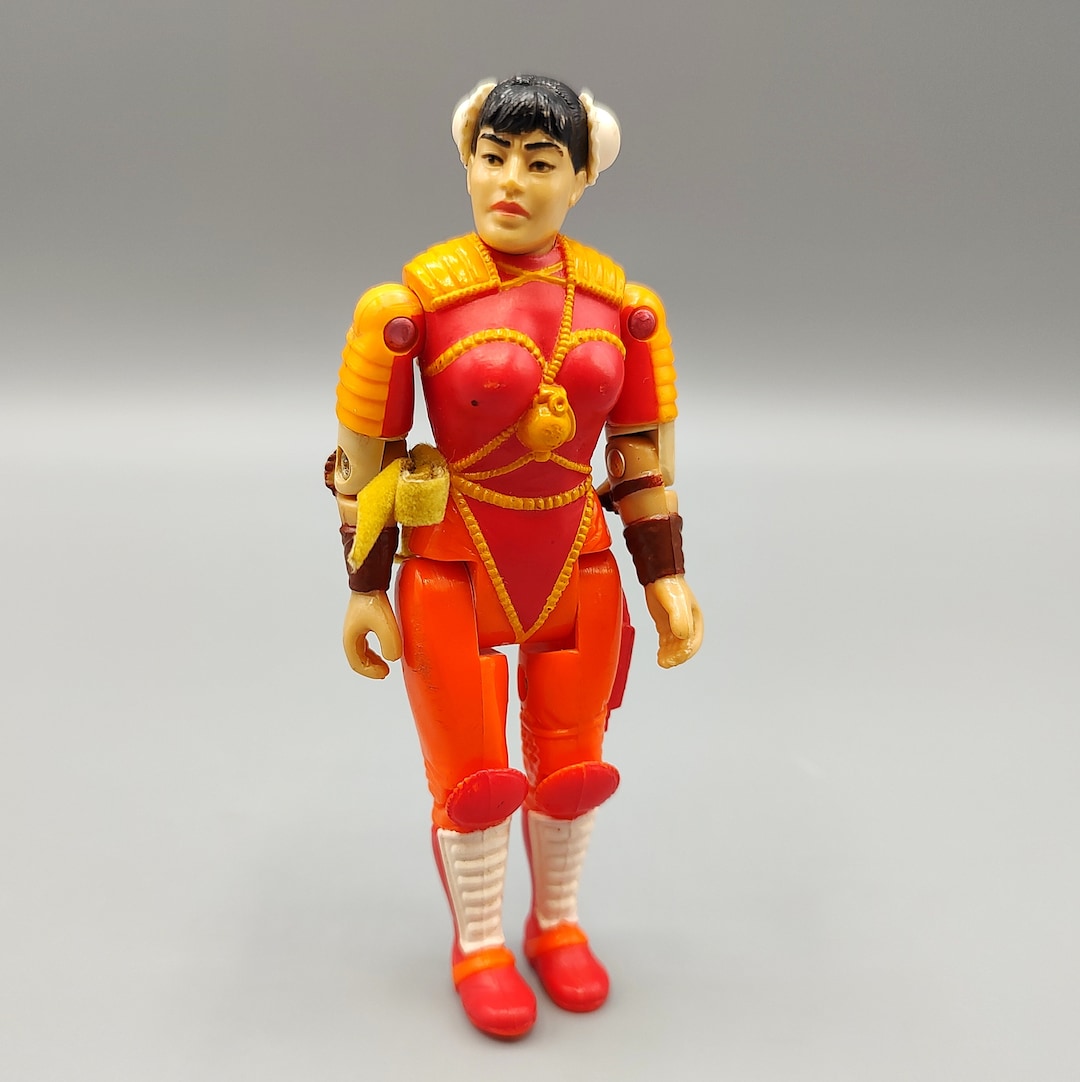 Vintage Street Fighter G.i. Joe Chun Li Red Beast Blaster Driver Hasbro ...