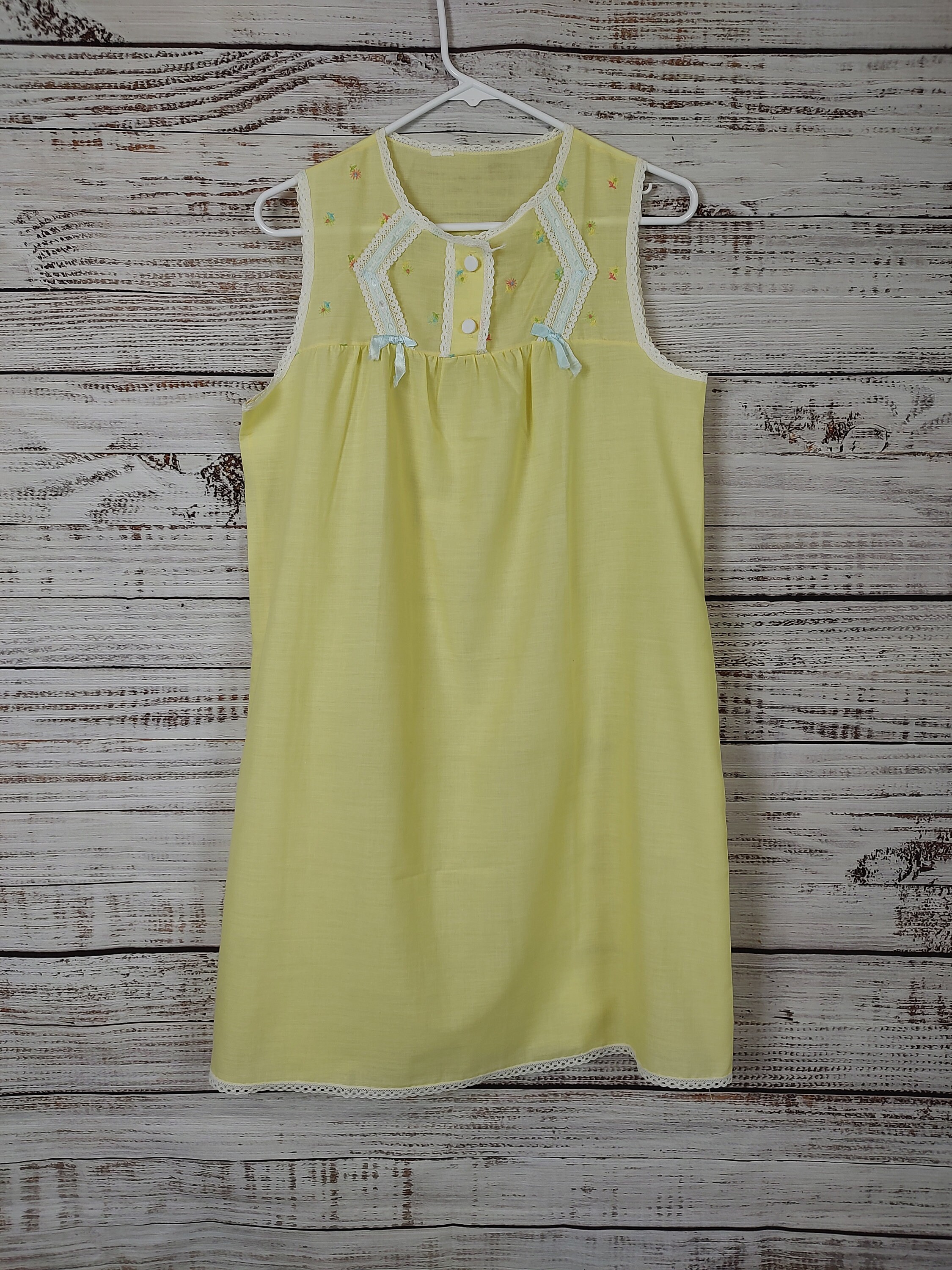 Vintage Night Gown / Vintage Nightgown / Retro Nightie / - Etsy