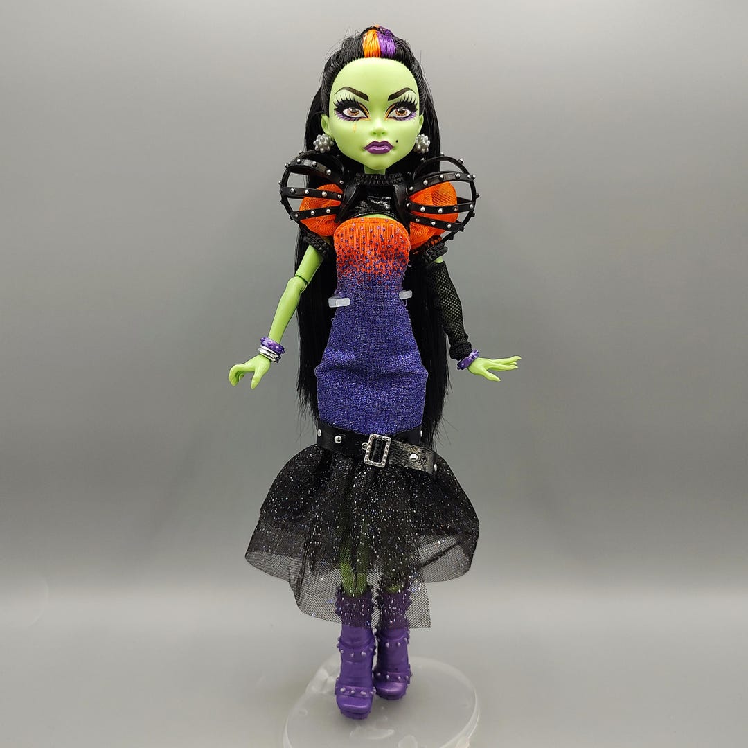 Vintage Monster High Doll / Retro Fashion Doll / Casta Fierce - Etsy