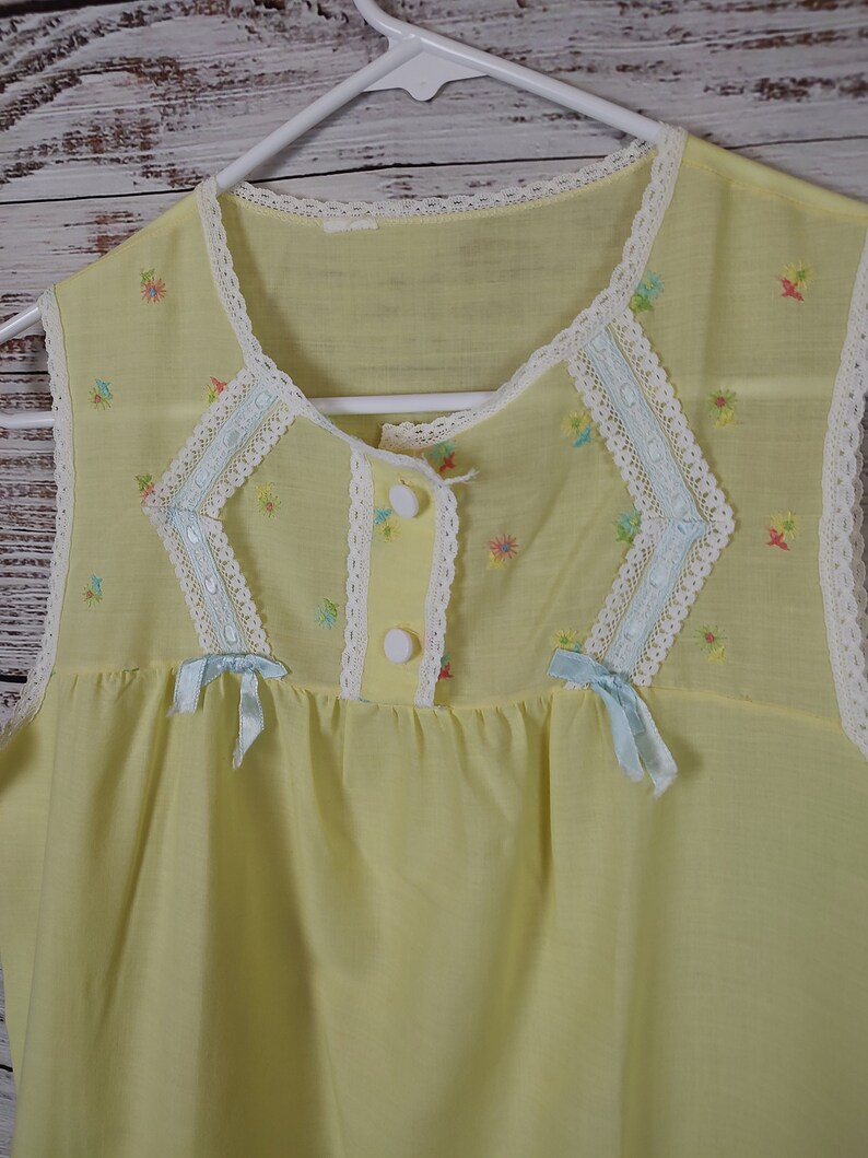 Vintage Night Gown / Vintage Nightgown / Retro Nightie / - Etsy
