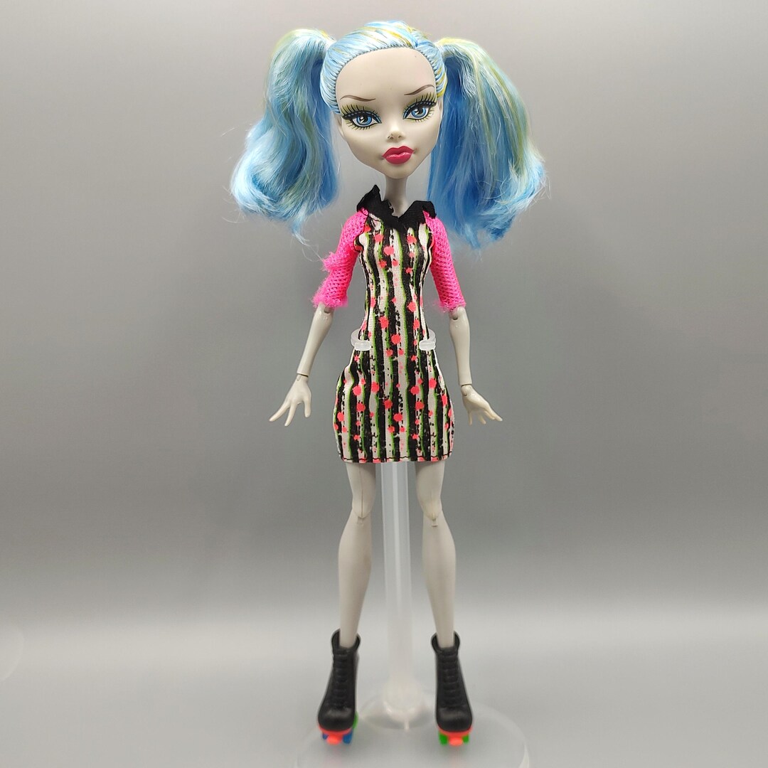 Vintage Monster High Doll / Retro Fashion Doll / Ghoulia Roller Maze - Etsy