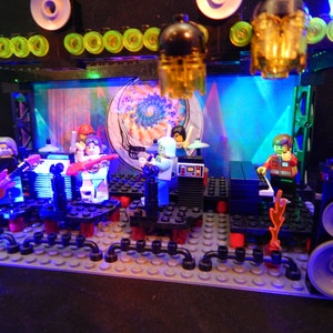 Grateful Dead Stage CUSTOM Made of Lego Bricks Jerry Garcia Phil Lesh ...
