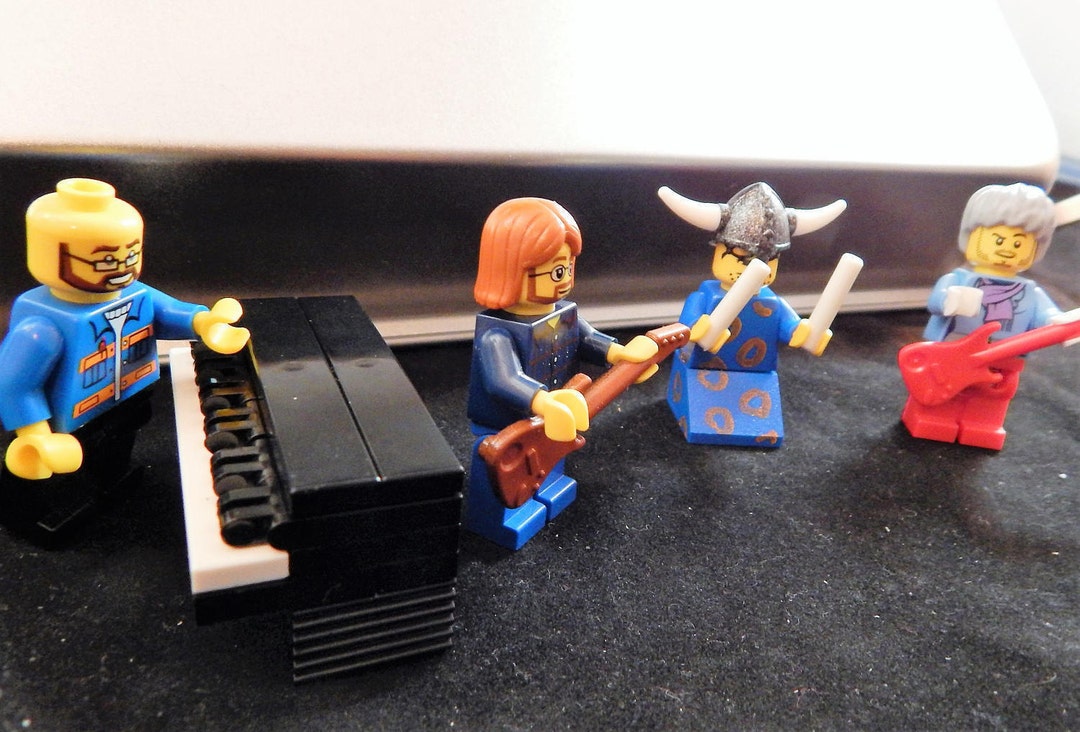 Phish Gift Band CUSTOM Built of Lego Bricks Trey Mike Fishman Page ...