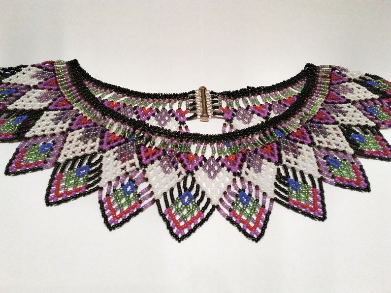 Black Panamanian Style Necklace With Matching Flower Chandelier ...