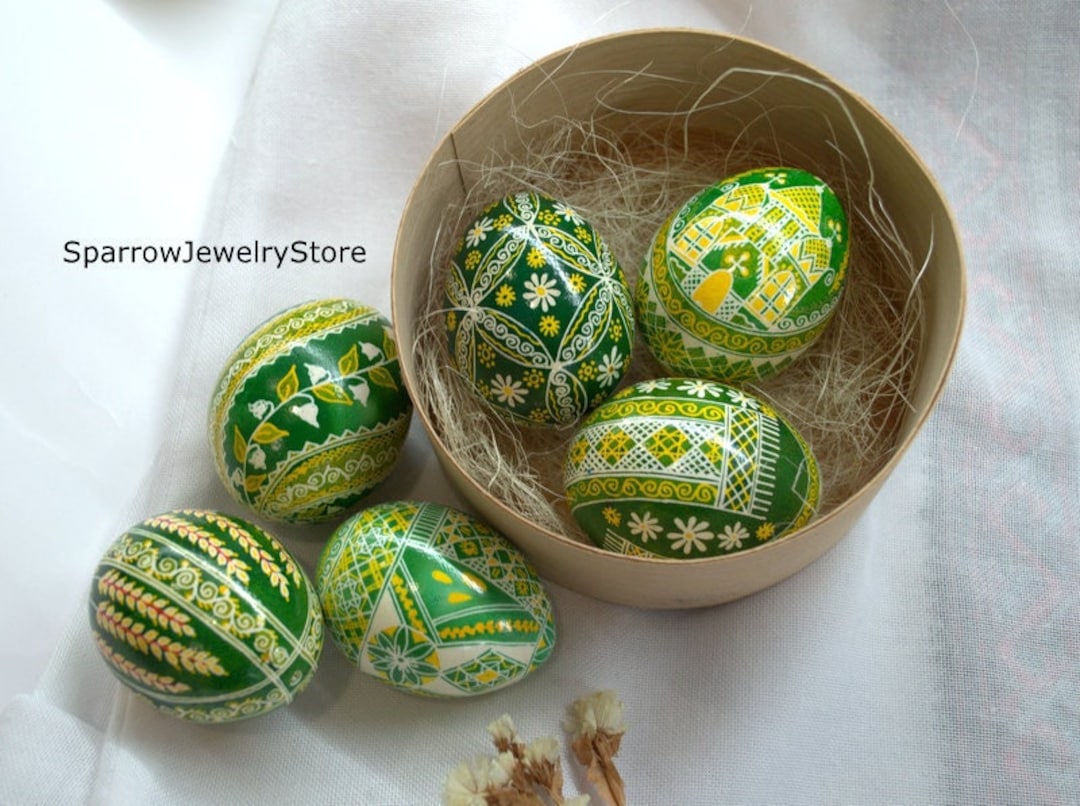 Handmade Ukrainian Easter Egg Pysanky Traditional Easter Gift Chicken ...