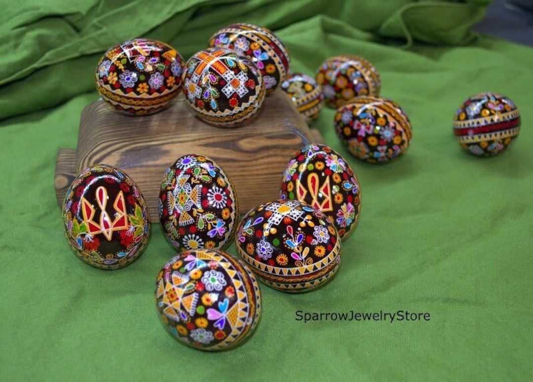 Easter Ornaments Ukrainian Easter Eggs Pysanky Traditional Ukrainian ...