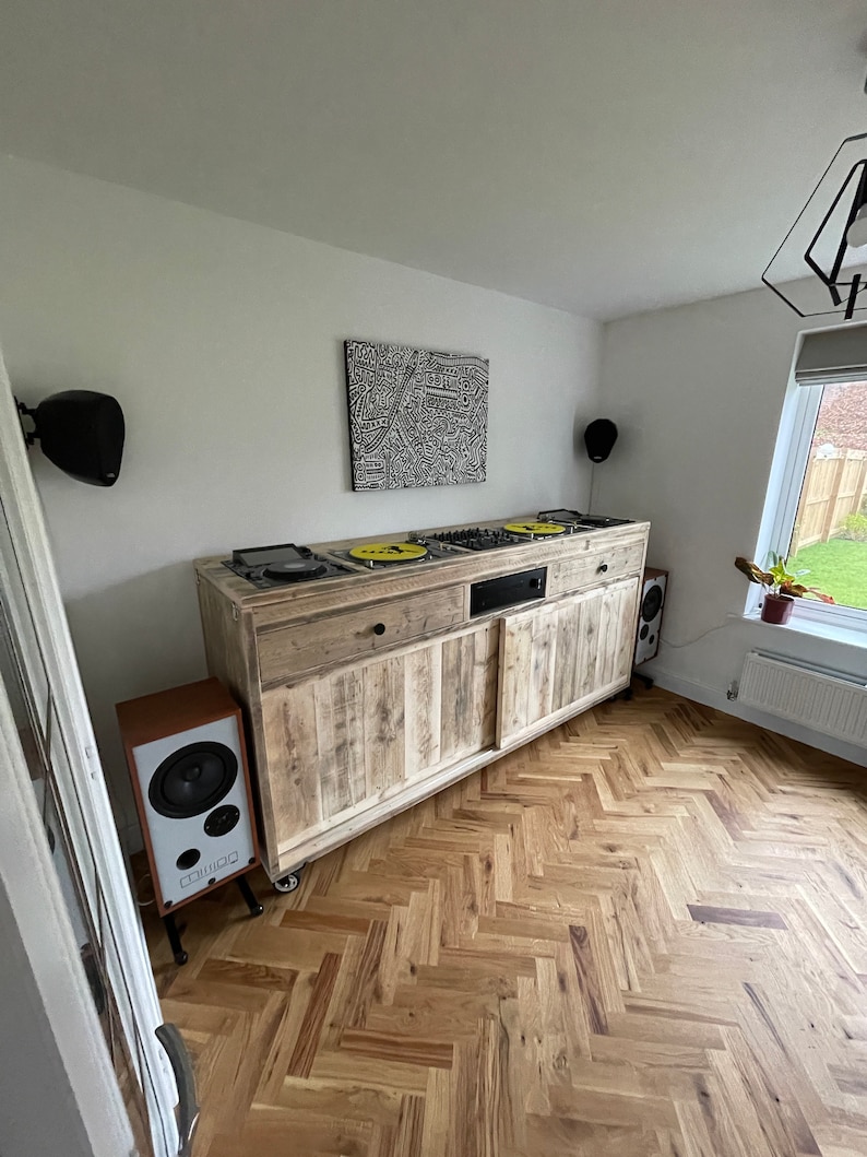 DJ Booth / DJ Table / DJ Furniture/ Dj Deck Stand / Dj Desk / Dj Unit ...
