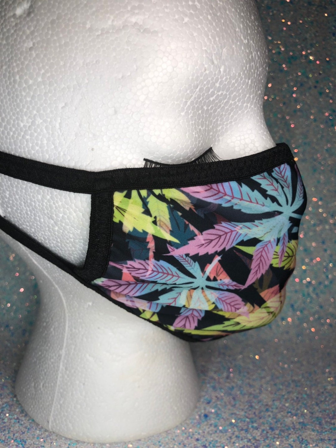 Marijuana Leaves Face Mask WASHABLE REUSABLE Dispensary Cute 420 Face ...