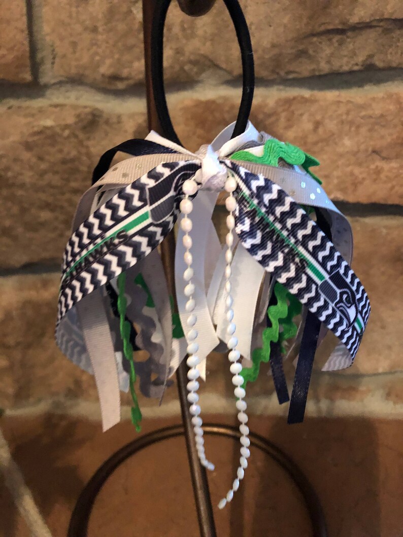 Seattle Seahawks Elastic Ponytail Streamer Bow. Seahawks Cheer | Etsy