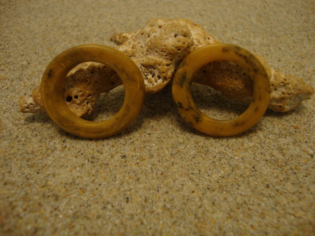 Two Sz. 8 Bakelite Rings! Oval W/ Bias Cut; Marbled Butterscotch ...