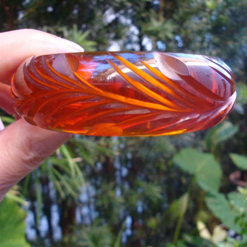 Prystal Bakelite - Etsy