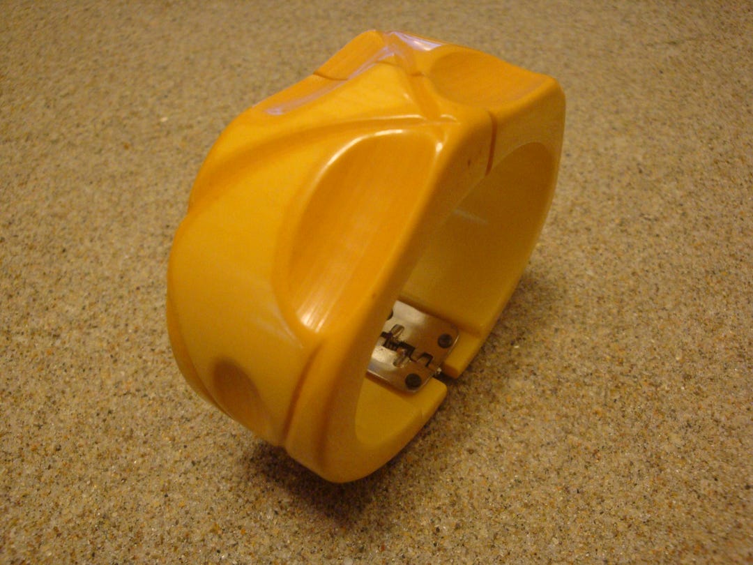 Vintage Canary Yellow Bakelite Clamper Bracelet: Geometric Design - Etsy