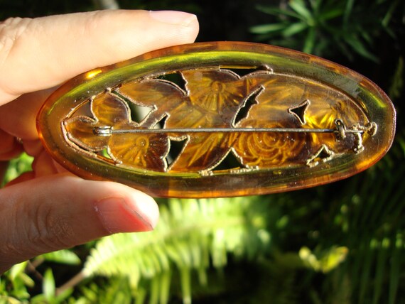 Rare Vintage Bakelite Brooch! Dichromatic Yellow w/ G… - Gem