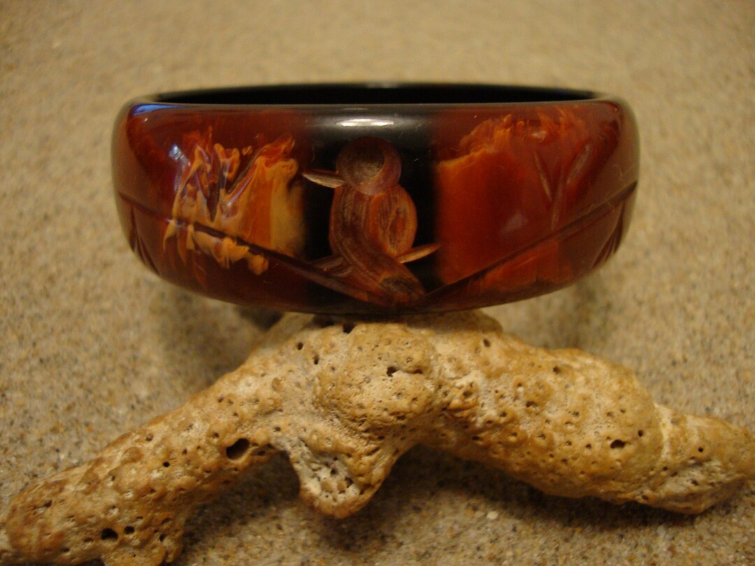 Vintage Overdyed "paprika" Colored Bakelite Bracelet! W/ Bird/branch ...