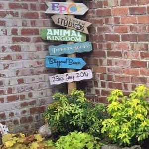 Disney Theme Park/ride Signpost Slats, Wedding Table Names, Garden ...